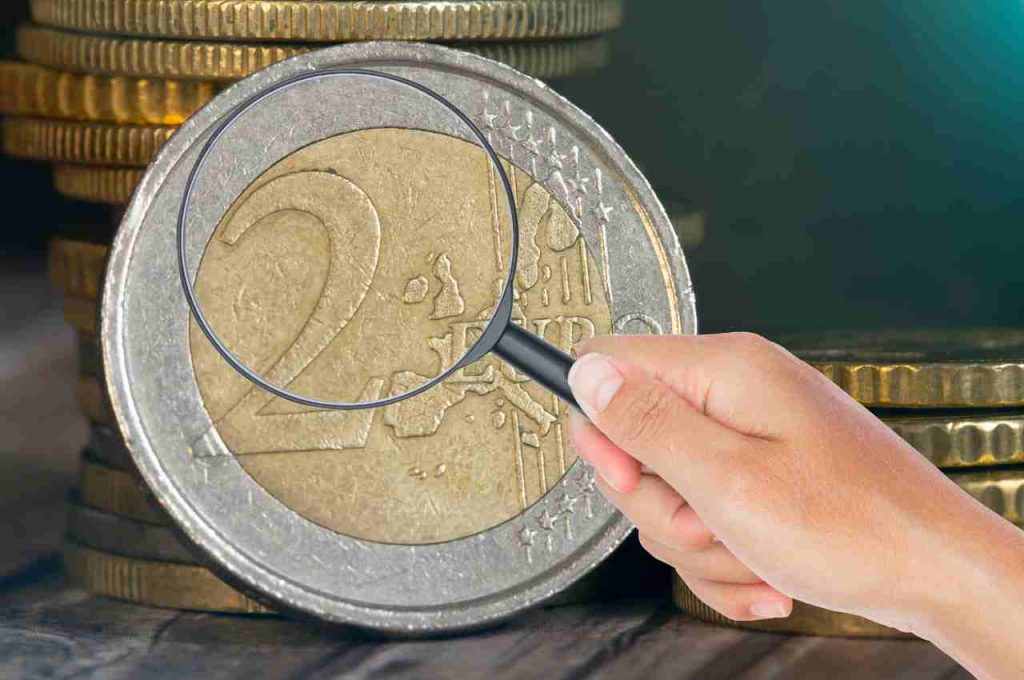 Monete, il taglio da 2 euro infiamma i collezionisti: il volto è storico
